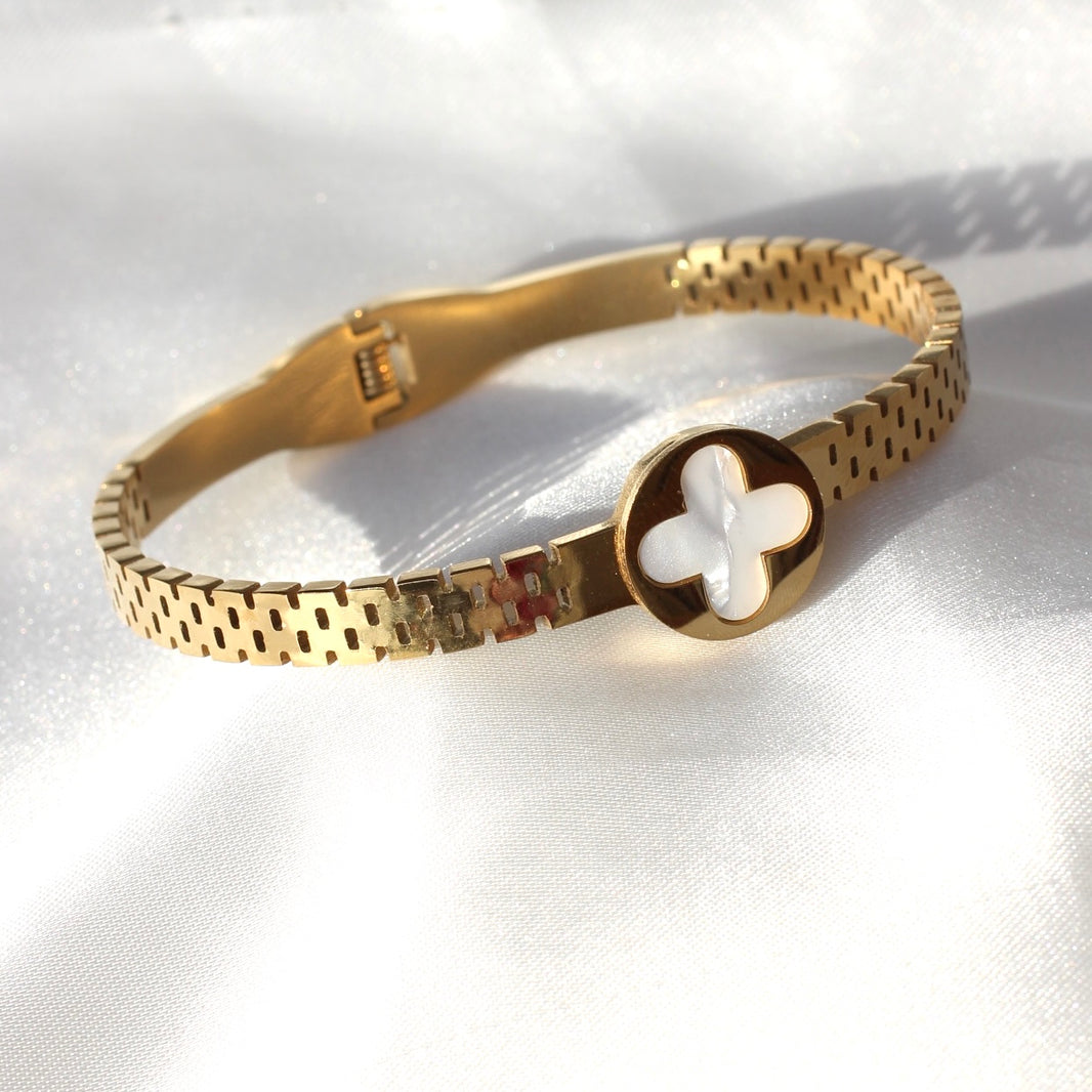 Bracelets – The Crystal Blooms